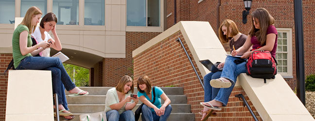 English courses on University campus - English language programmes on ...